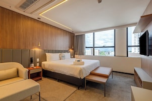 Estúdio Deluxe | Cofre no quarto, secretária, cortinas/cortinados opacos, Wi-fi grátis