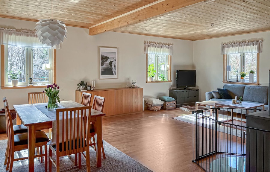 2 Bedroom Lovely Home In Vittsjö - Markaryd