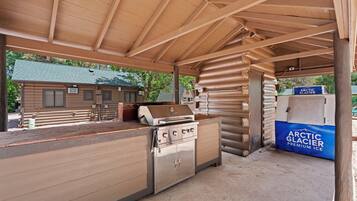 Área para churrascos e piqueniques