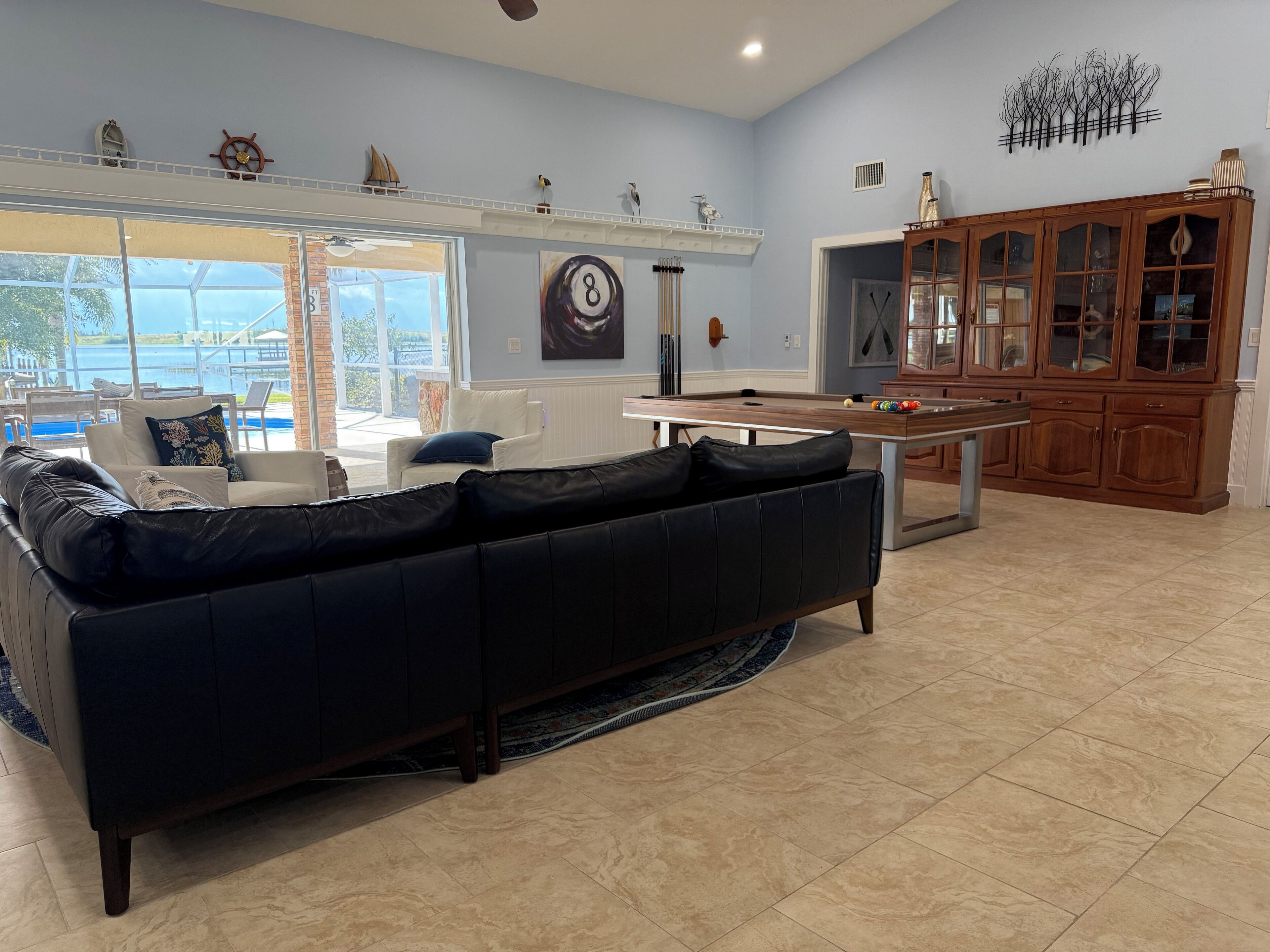 Lake Sirena Retreat, 5 Br Lakefront Oasis W/pool, Kayaks, Sauna, Paddle Boards - Lake Placid, FL