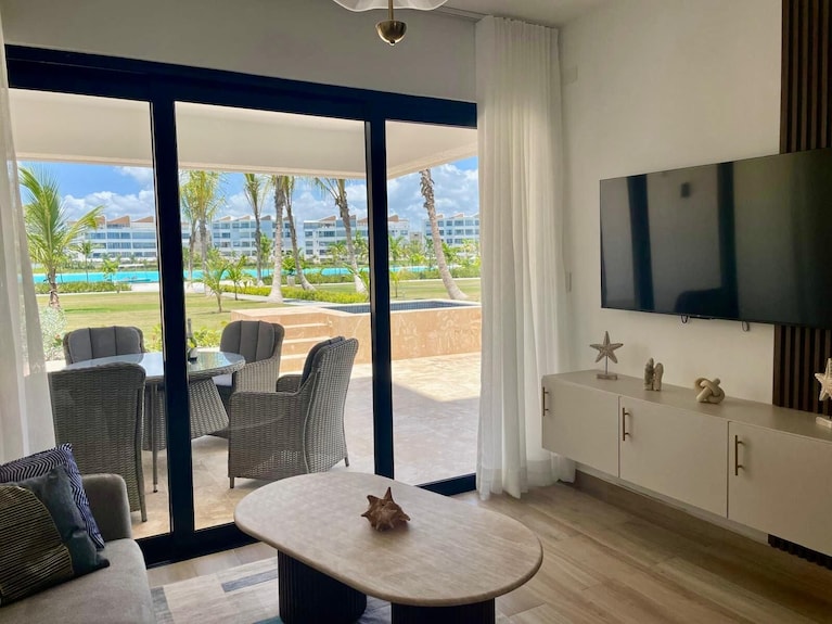 The Beach - Punta Cana City Place, Private Jacuzzi And Beach, Sleep 5, Wifi ++ - Punta Cana