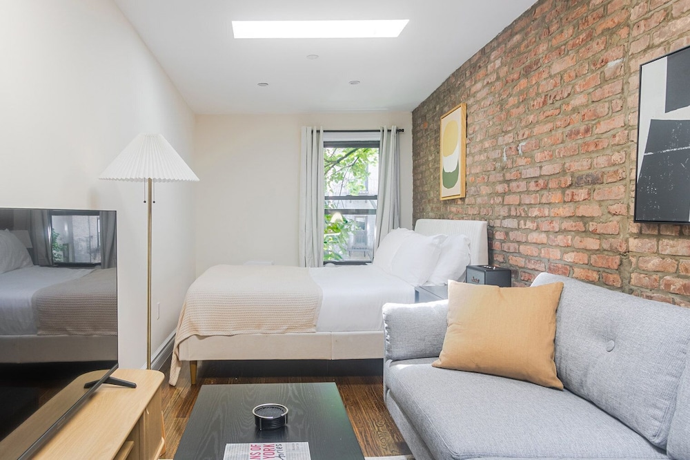 Blueground | West Village, view, nr Hudson River - New York | Vrbo
