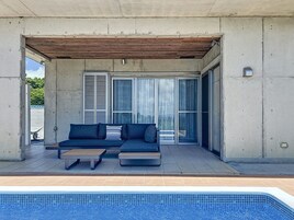 Villa, vista para o mar | Terraço/pátio interior