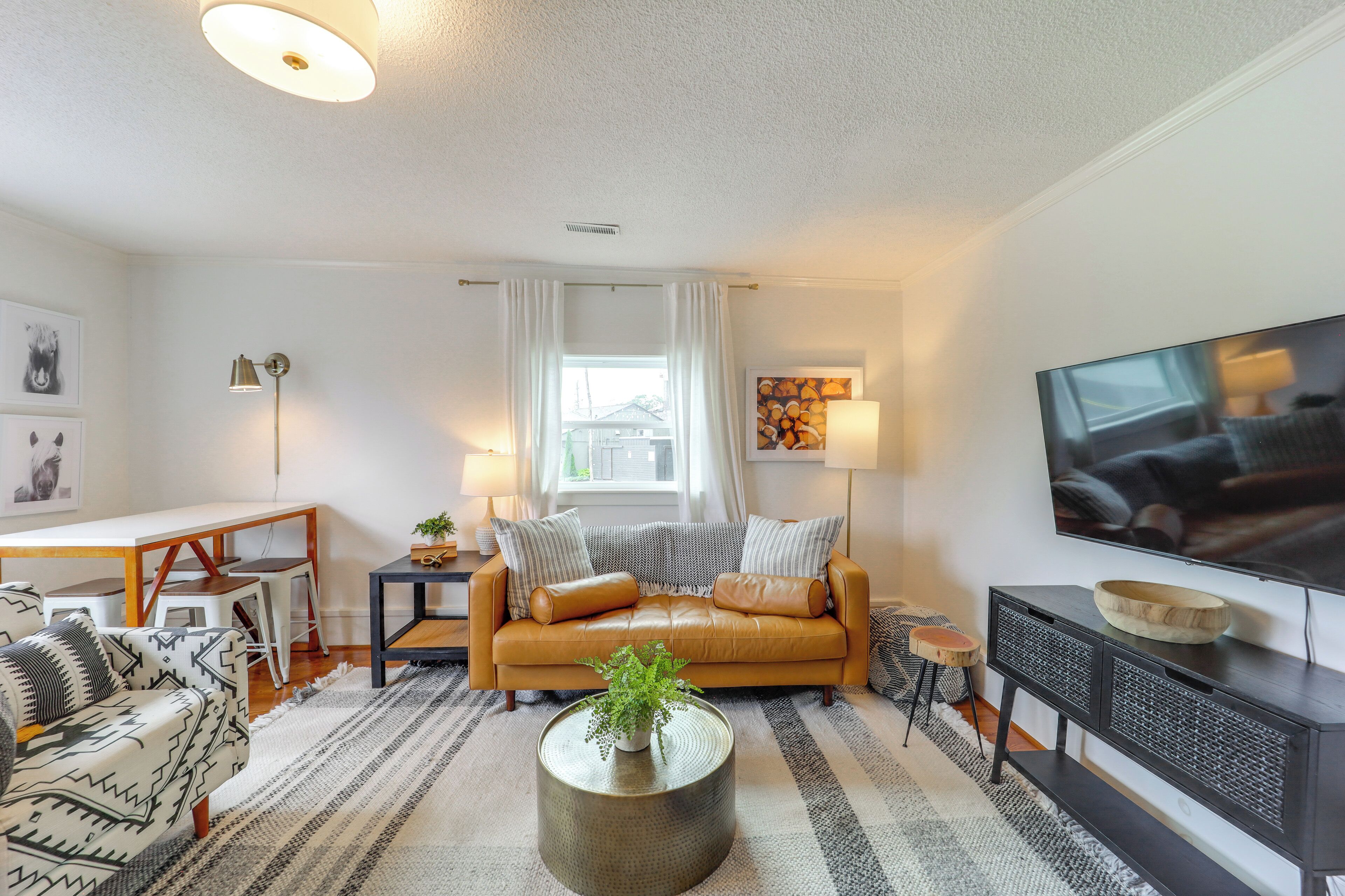 Shop, Dine & Unwind: Dtwn Blowing Rock Retreat! - Price Lake, NC