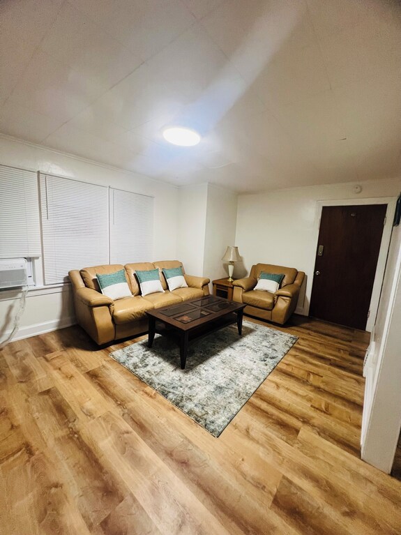 Relax With Peaceful Superb 3-bedroom Apartment 2fl With Ac In Tonawanda Town - University at Buffalo, Buffalo