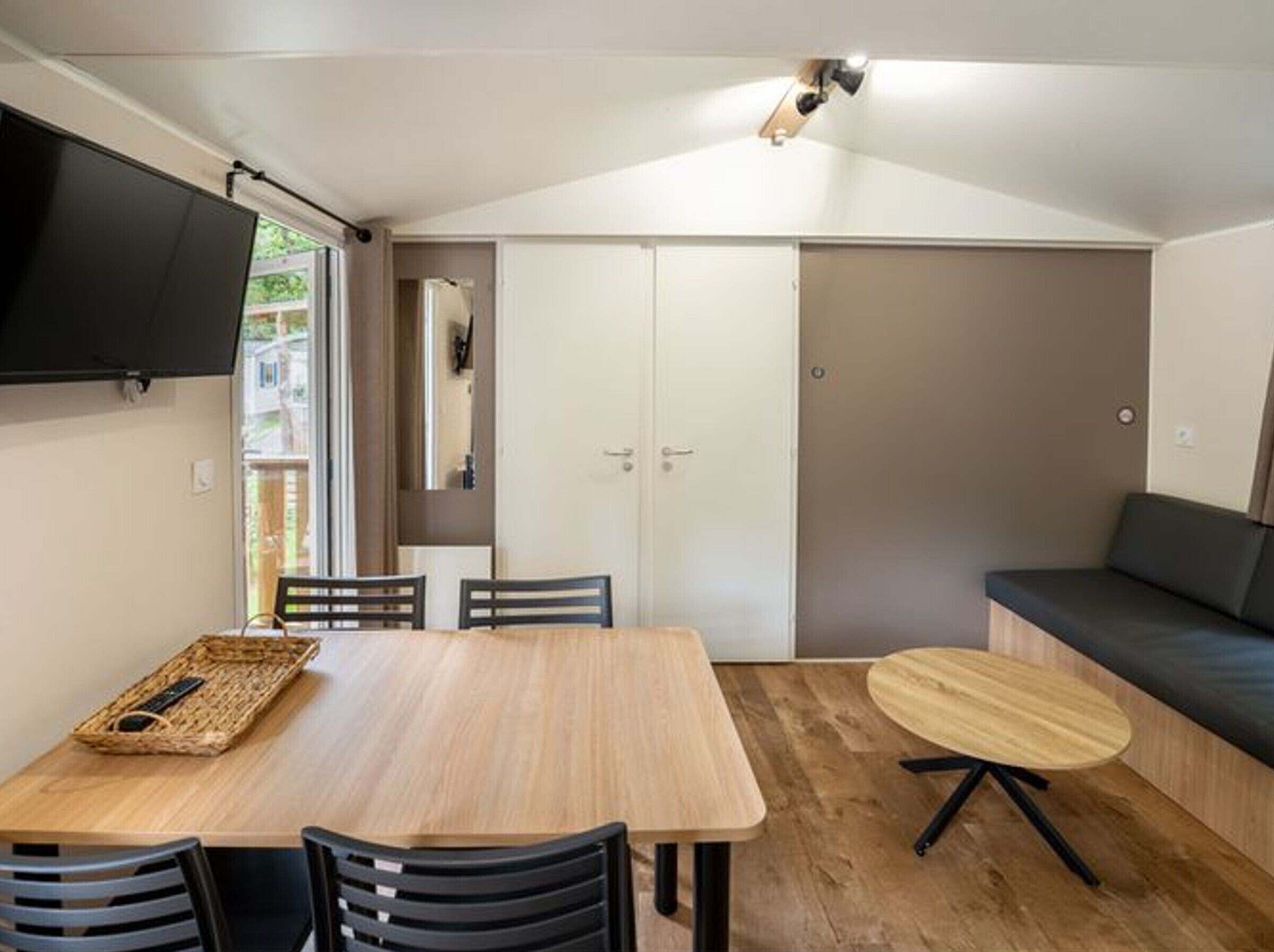 Cozy Mobile Home For 4 With Terrace - Gérardmer