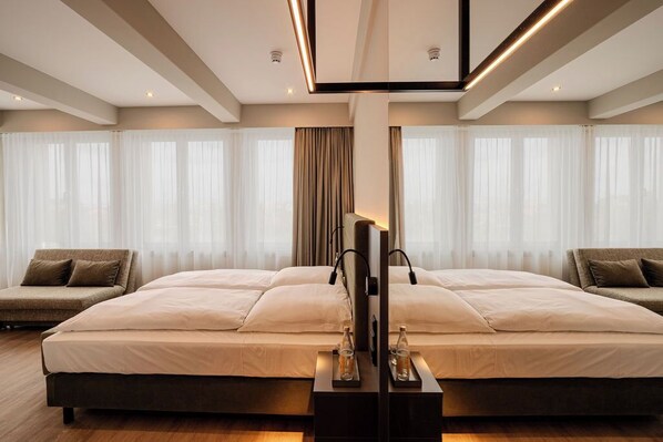 Quarto Duplo Comfort, vista para o rio | Cofre no quarto, ferro/tábua de engomar, Wi-fi grátis