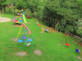 Área de recreio para crianças (ao ar livre)