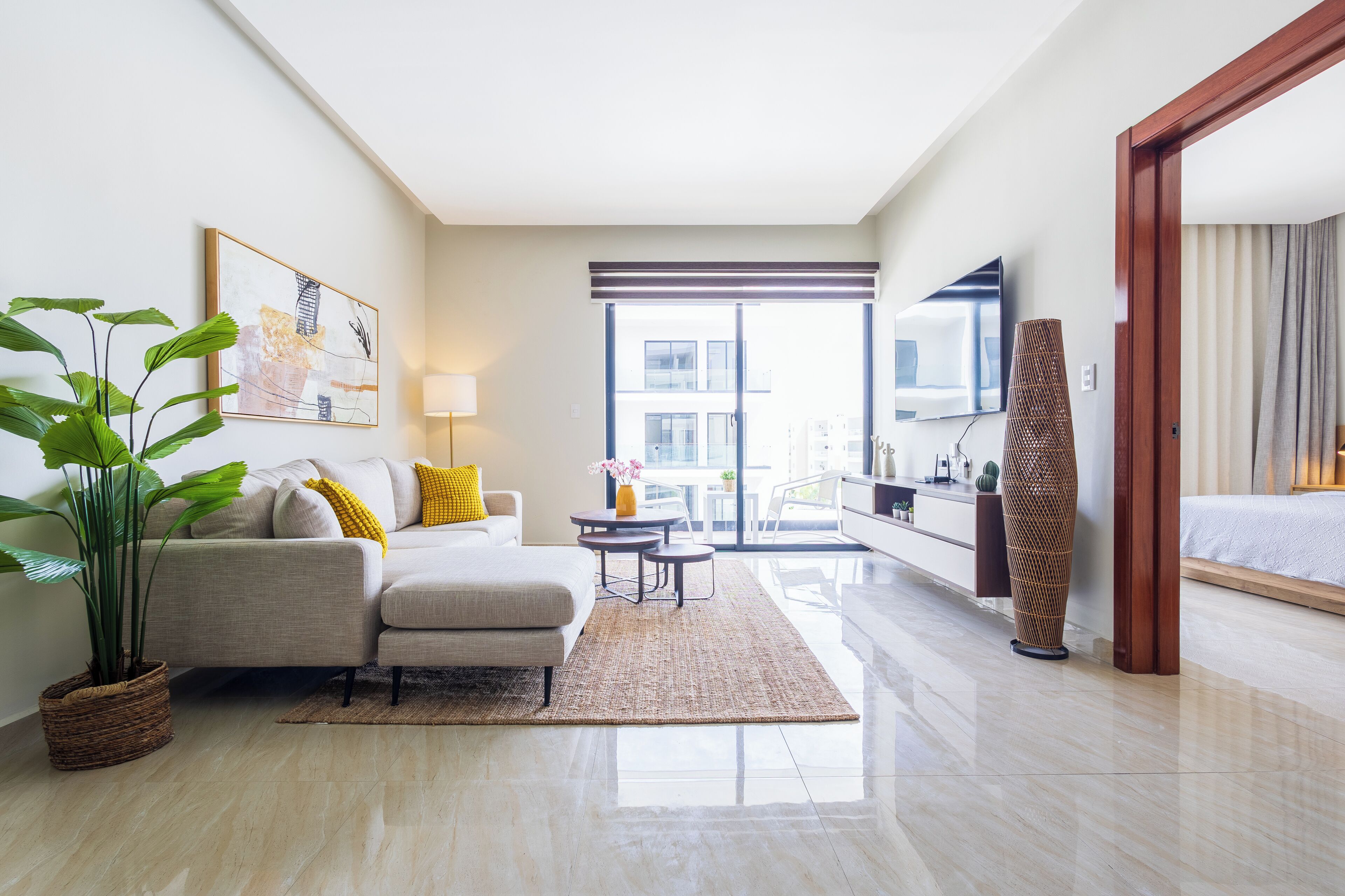 Apartamento de Luxo, vista para a piscina | Sala de estar