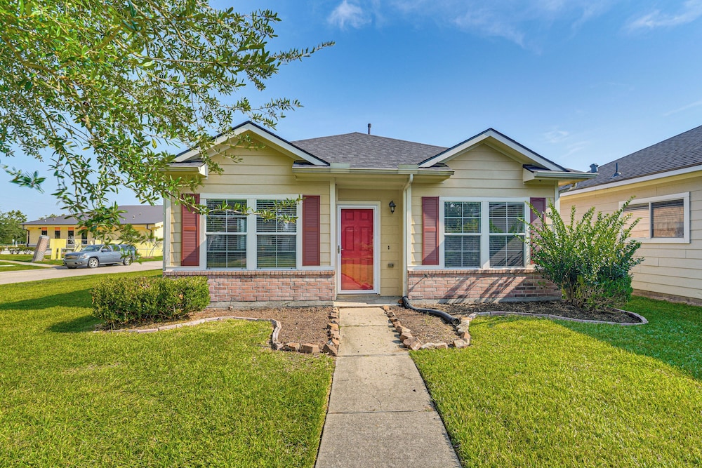 < 1 Block To Park: Family-friendly Houston Home! - Houston, TX