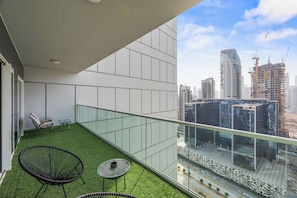 2 Bedroom Apartment - Full Burj Khalifa View | Terraço/pátio interior