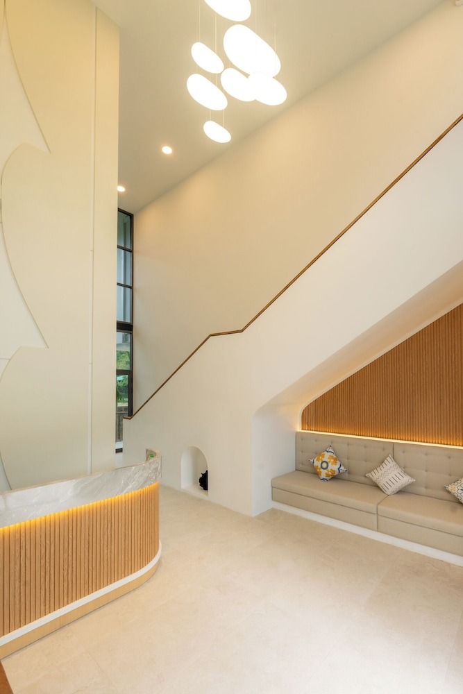 The Pinnacle Katanoi Resort - Kata Beach