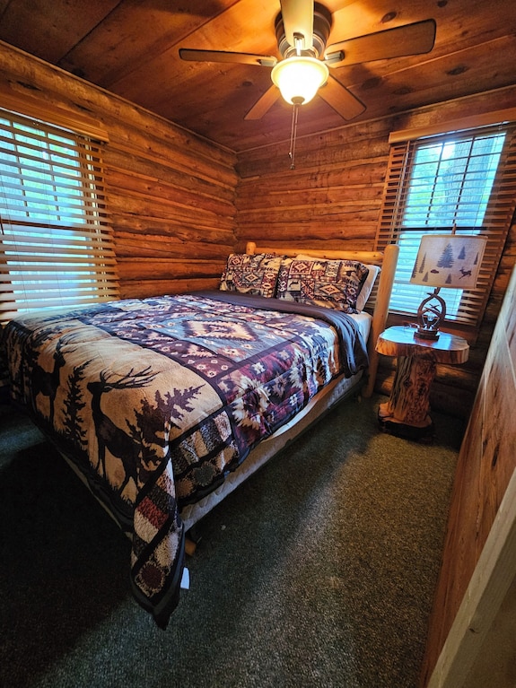 Cozy 2-bedroom Log Cabin In Charming Houghton Lake With Ac - Michigan