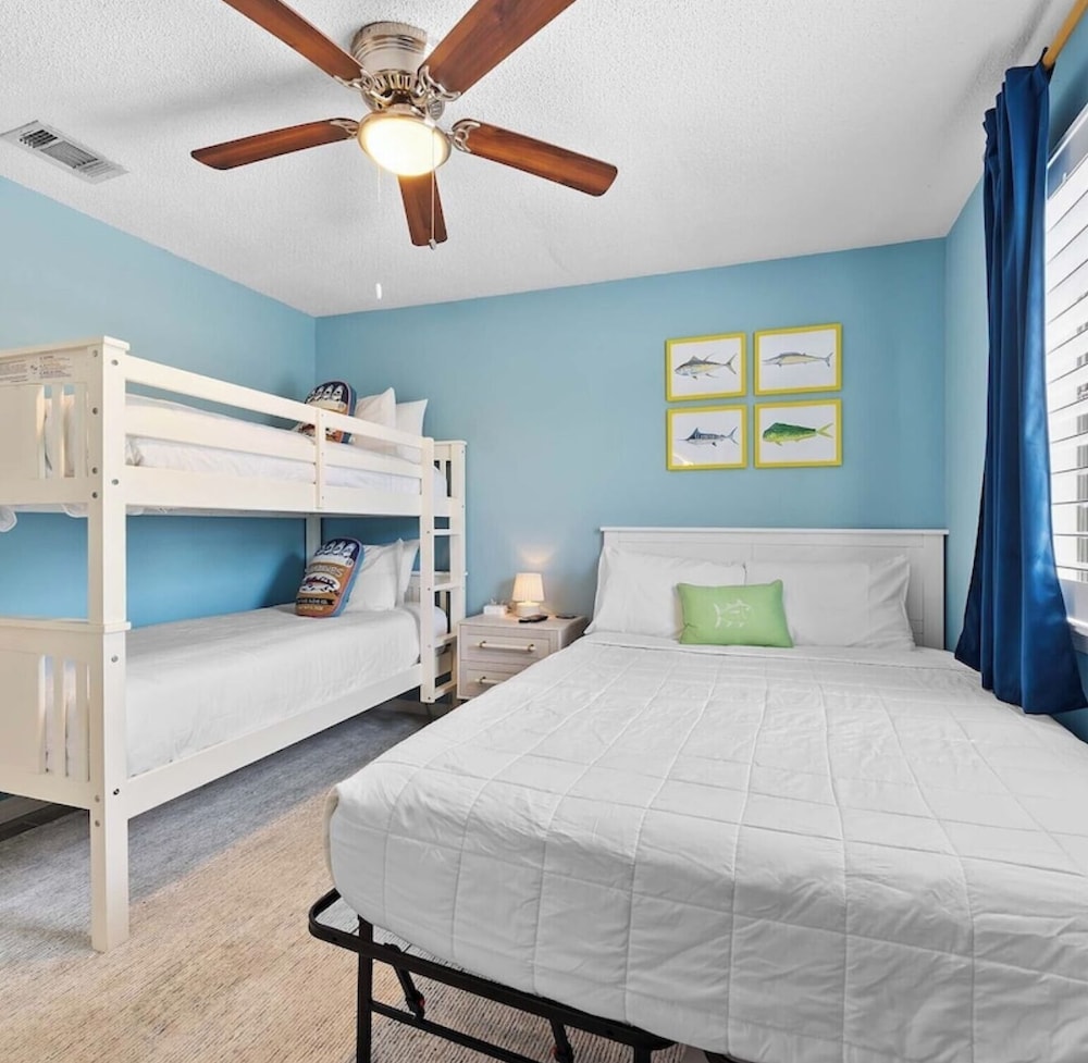 Bayview Condo, Boat Slip, Launch, Pool & Arcade - Orange Beach | Vrbo