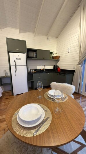 Chalé Comfort, pátio | Cozinha privada