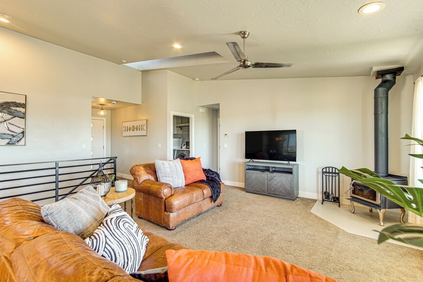 Panoramic Views: Spacious Home In Cedar City! - Cedar City, UT