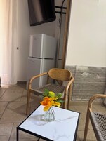 Quarto Duplo, vista para o jardim | Wi-fi grátis, roupa de cama fornecida