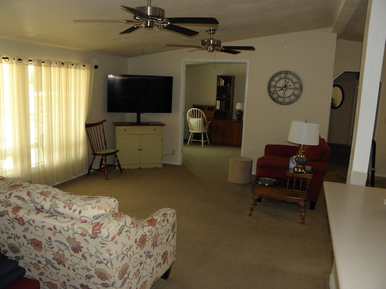 Nice 2-1/2 Bedroom Home With Ac In Catalina - 卡塔利娜