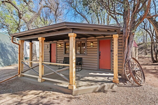 Timber Lodge Cabin 13 - Colorado Springs, CO