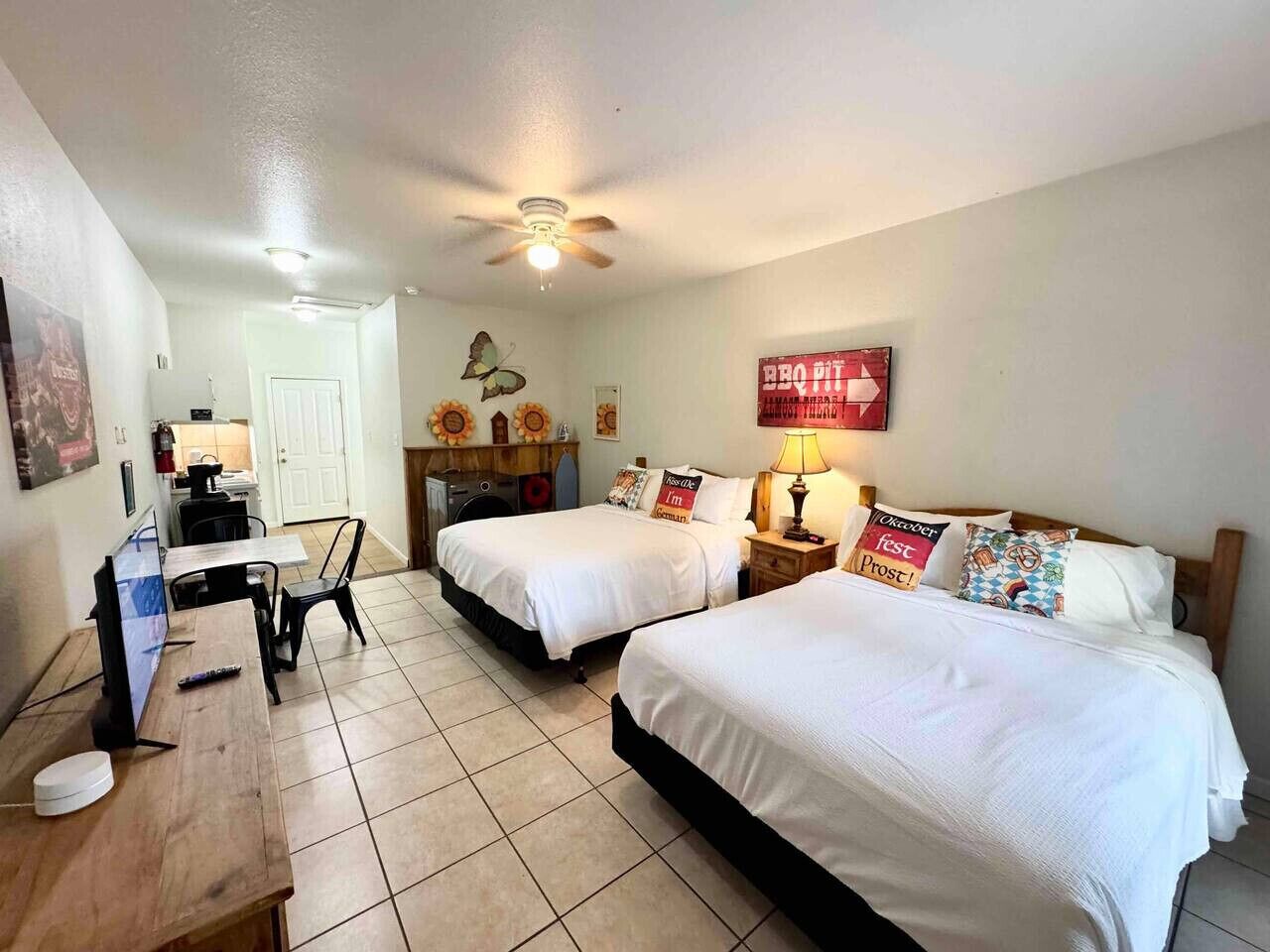 Wasser Lodge #206 | Sleeps 4 | Comal Riverfront - New Braunfels, TX