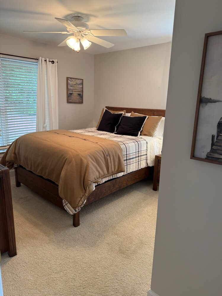 Dockside Retreat — Your Smith Lake Escape - Crane Hill | Vrbo