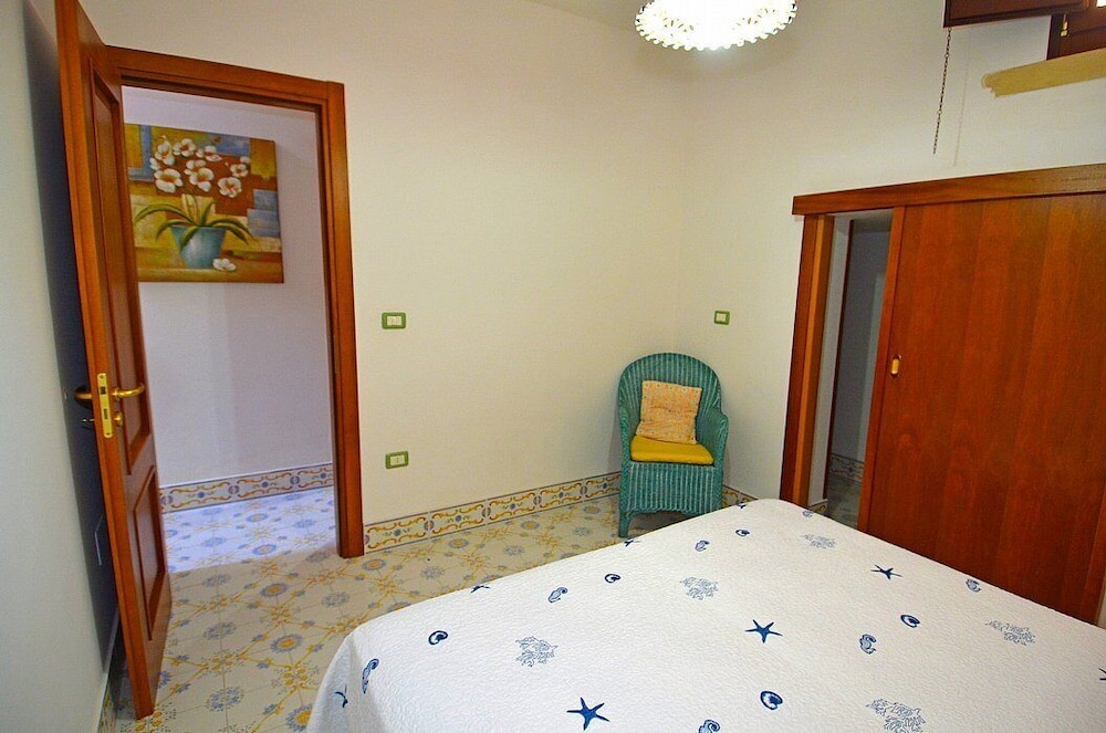 Casa Ria A: A welcoming two-story apartment that is part of a villa ...