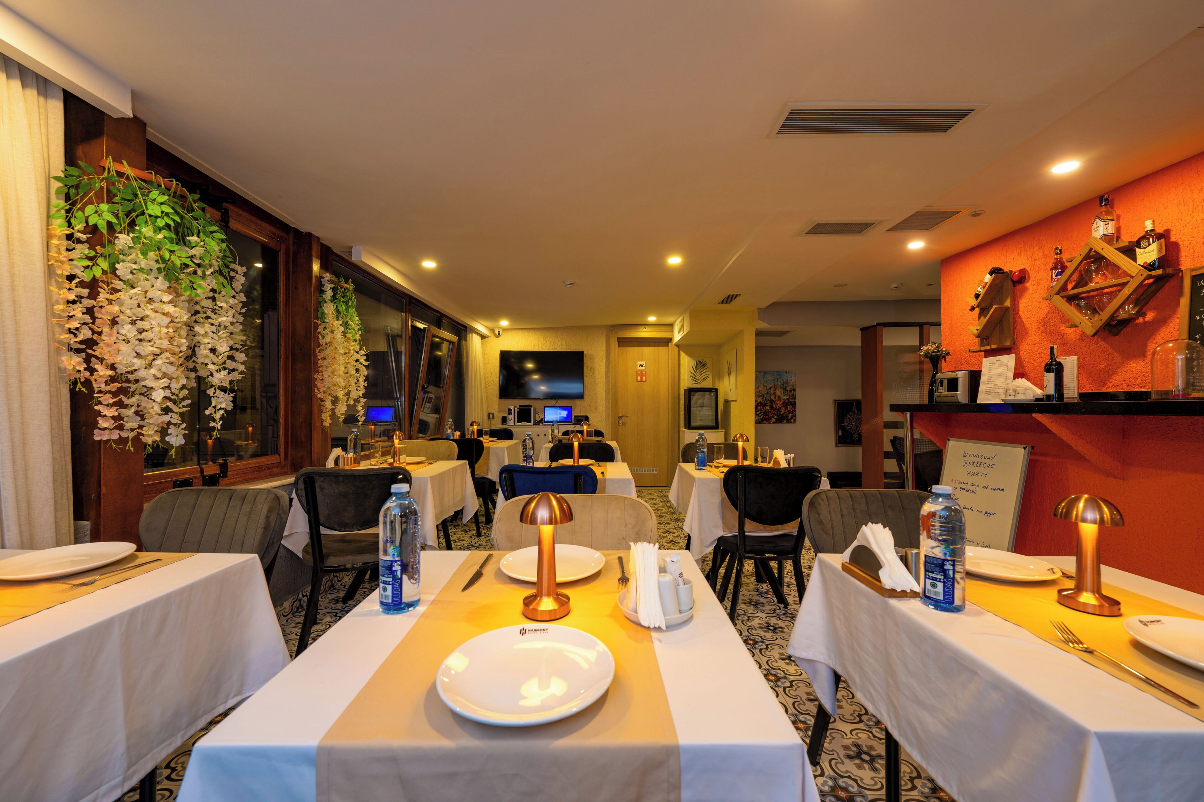 Pequeno-almoço tipo buffet diário incluído 