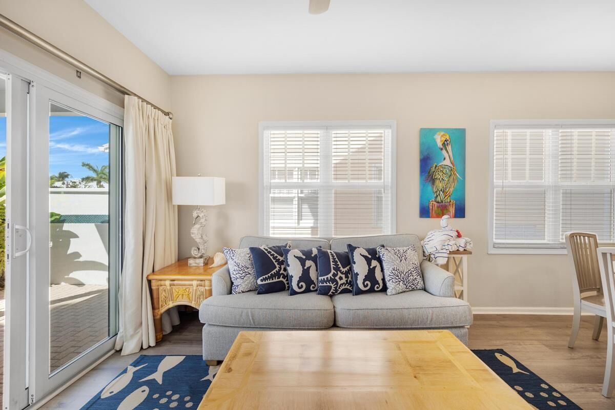 Canalside 2br/1.5ba Bungalow Villa 7023 With Jetted Spa Pool: Village At Hawks Cay Villas - Marathon, FL