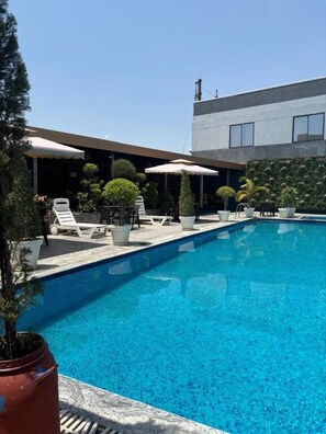 Piscina exterior 