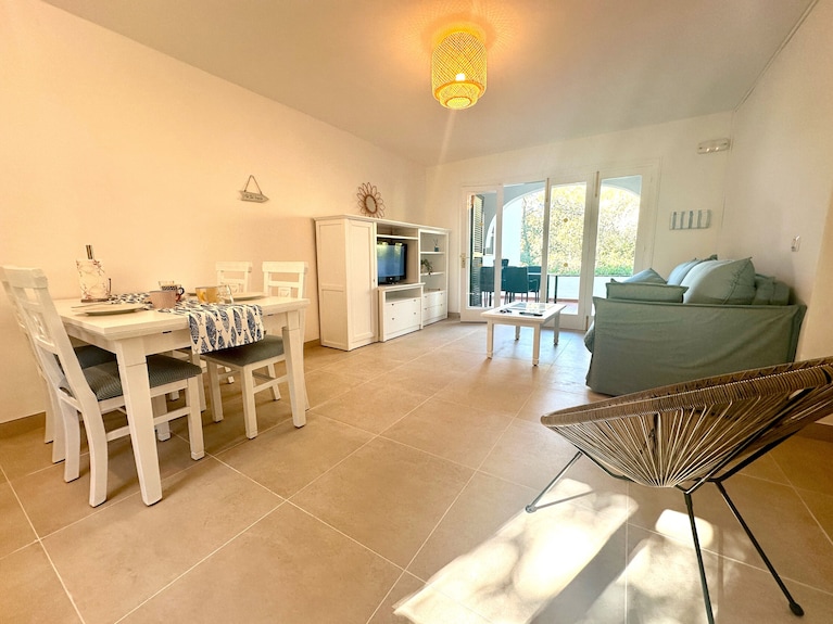 Appartamento 'Addaia' Con Vista Montagna, Piscina Condivisa E Wi-fi - Minorca