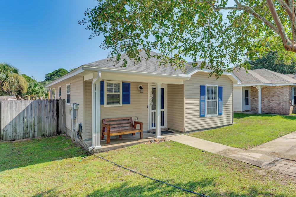 3 Mi To Beach: Quiet Gulf Breeze Gem Near Dtwn - Navarre, FL
