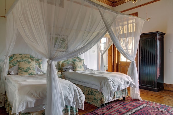 Melkkamer Manor House - Bredasdorp