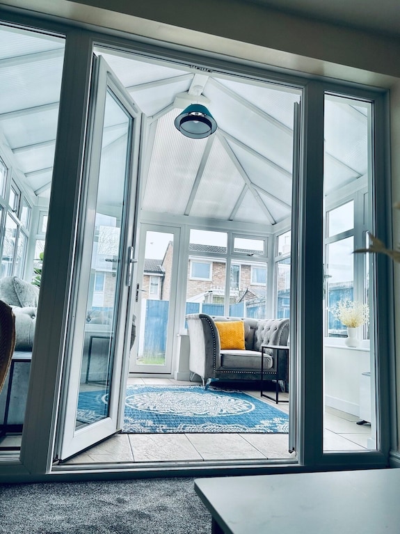 Holiday Home With Parking , Near Colchester Zoo - Colchester