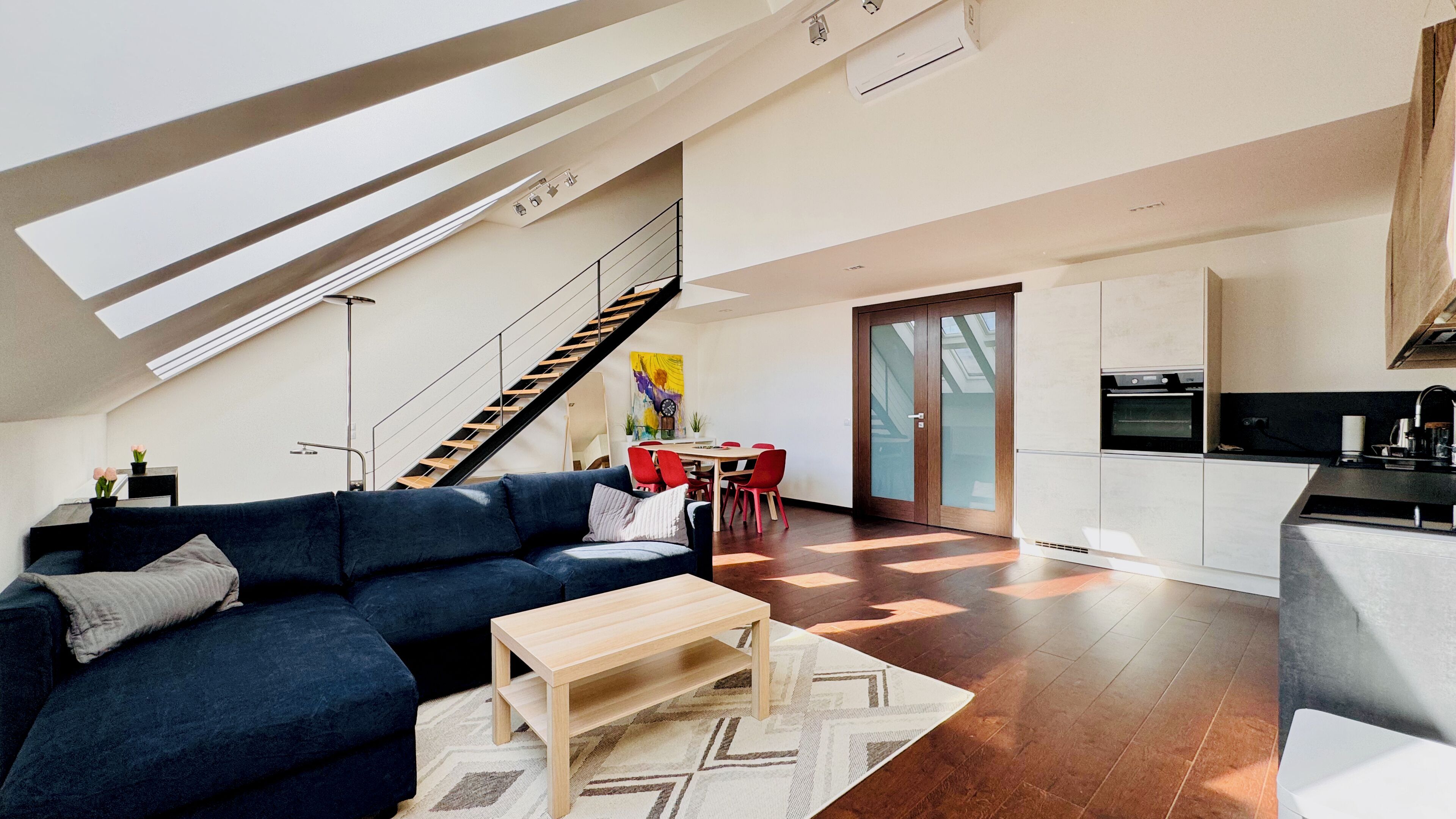 Apartamento de Luxo, lanai (alpendre havaiano), Vista para a cidade | Ferro/tábua de engomar, berços/camas para crianças grátis, Wi-fi grátis 