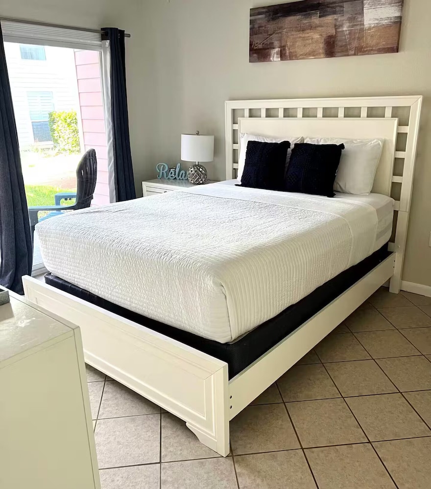 Welcoming 2-bedroom condo @ Quail Hollow with AC in St. Augustine ...