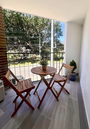 Apartamento Elite | Refeições ao ar livre