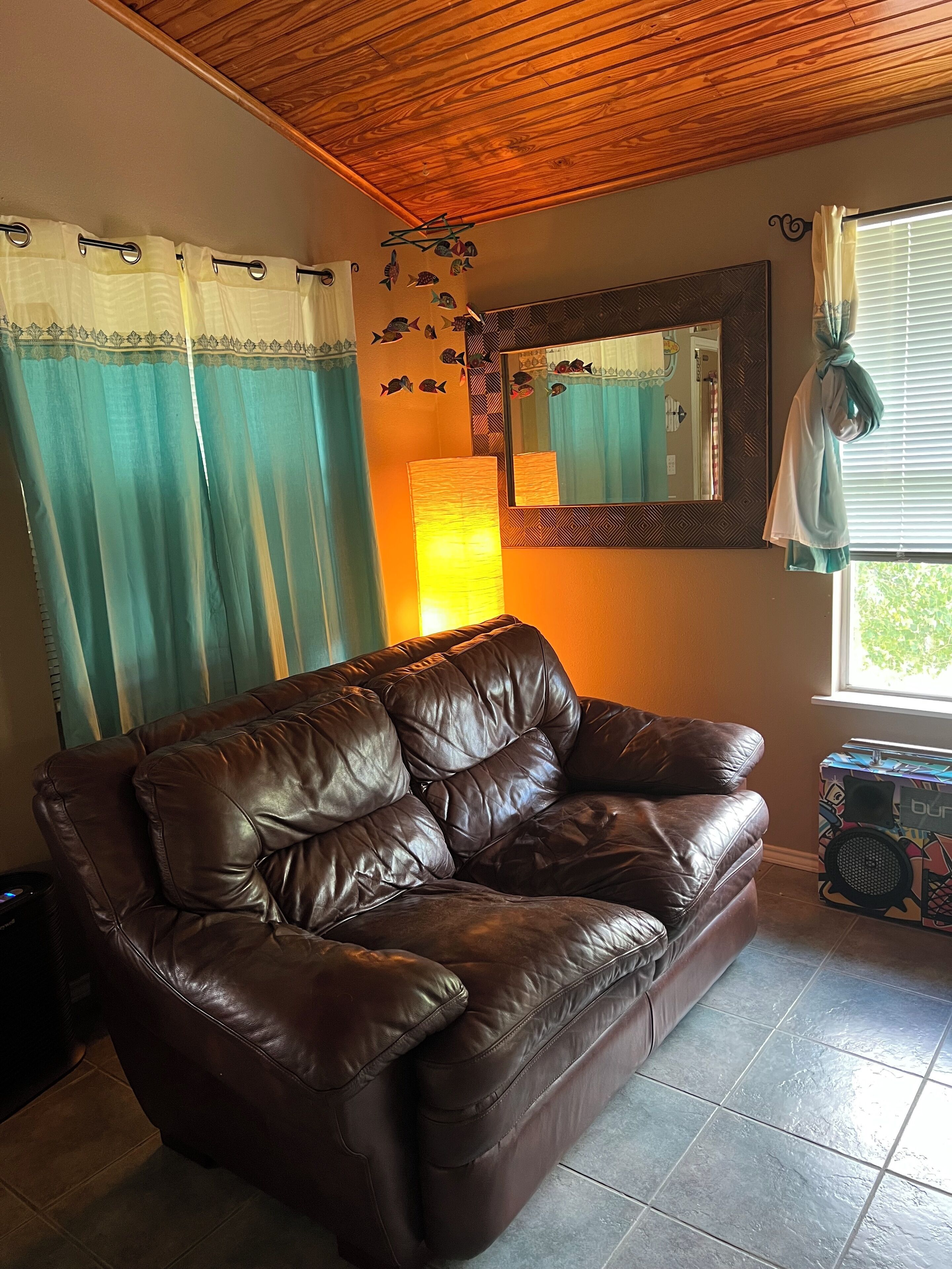 Charming 2-bedroom House In Lovely Matagorda - Matagorda, TX