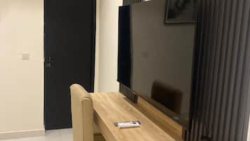 Cofre no quarto, quartos insonorizados, ferro/tábua de engomar