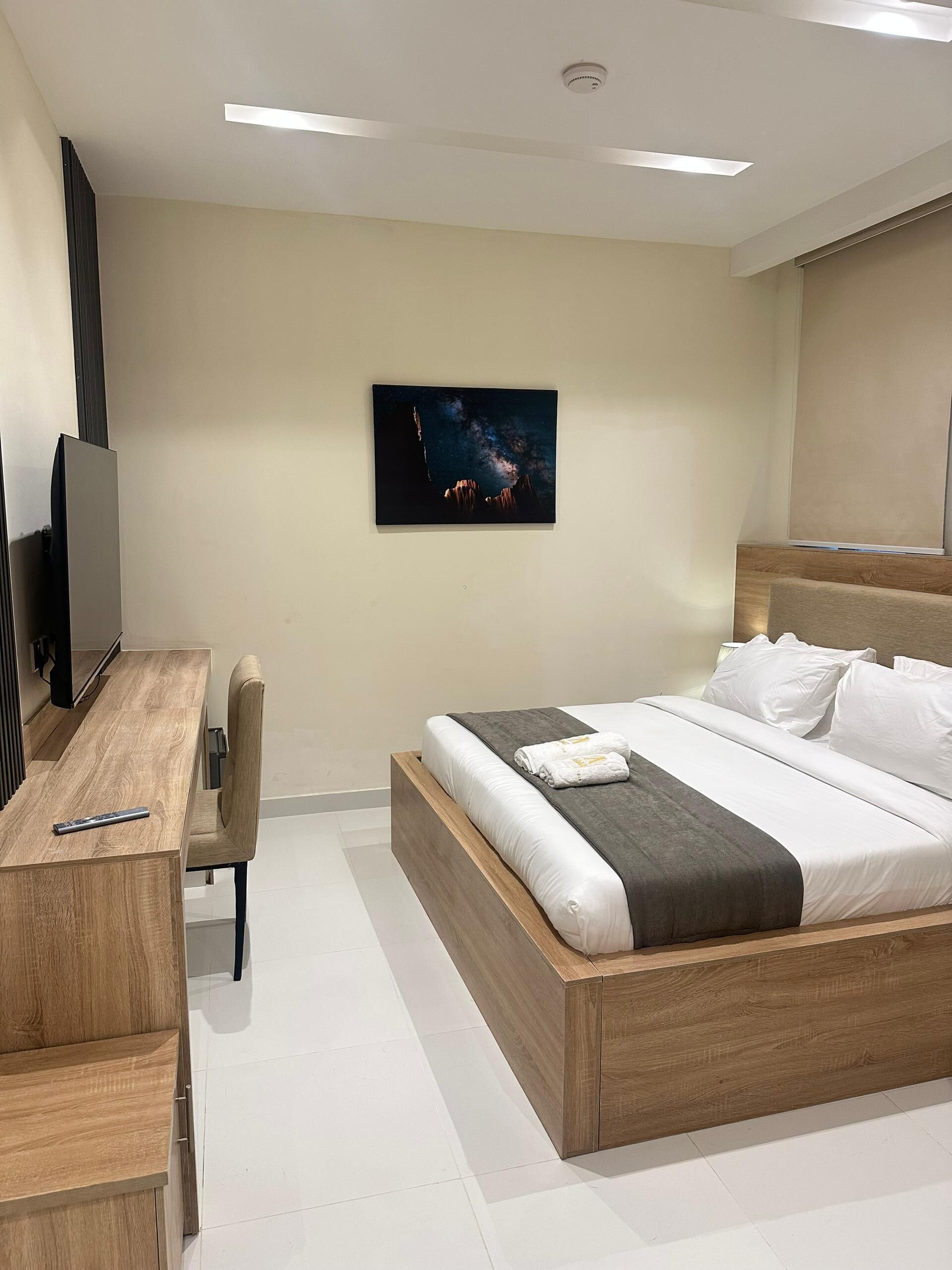 Quarto Clássico | Cofre no quarto, quartos insonorizados, ferro/tábua de engomar 