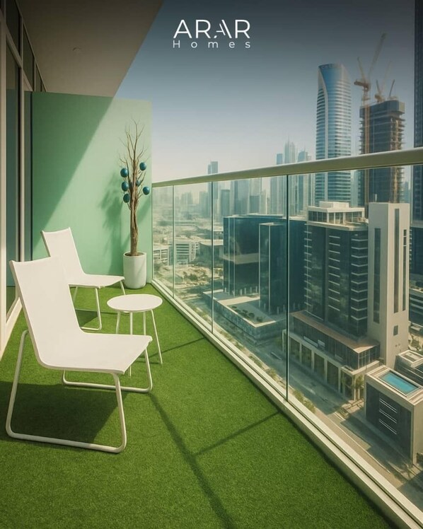 Apartamento, vista para a cidade | Terraço/pátio