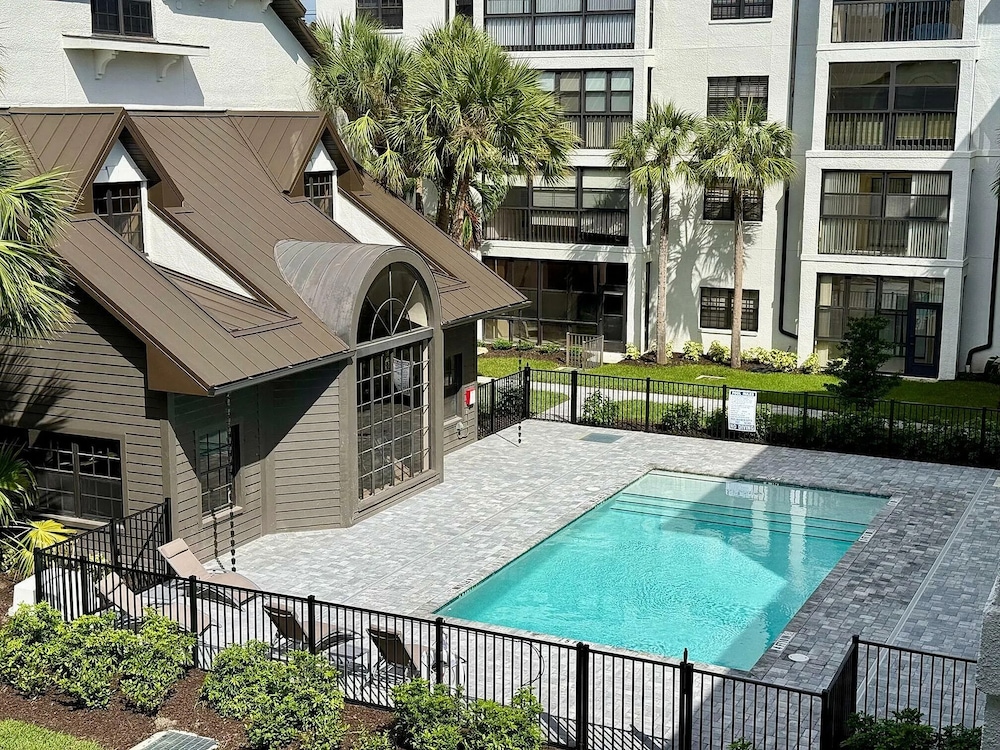 Landing Bradenton Near G.t. Bray Park - Tampa Bay, FL