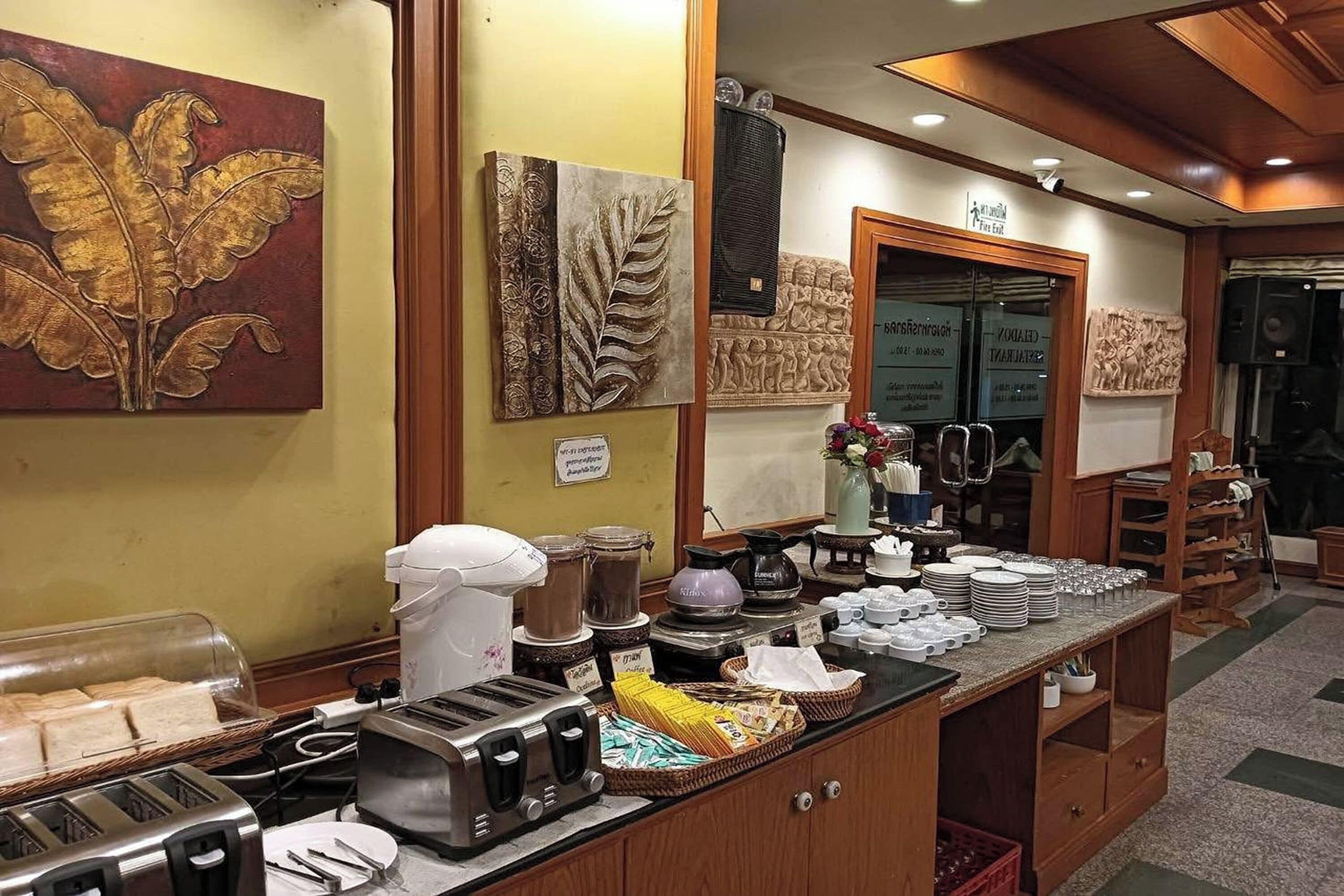 Buffet de pequeno-almoço