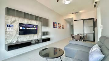 Apartamento conforto, para não fumantes, vista para a cidade | Área de estar