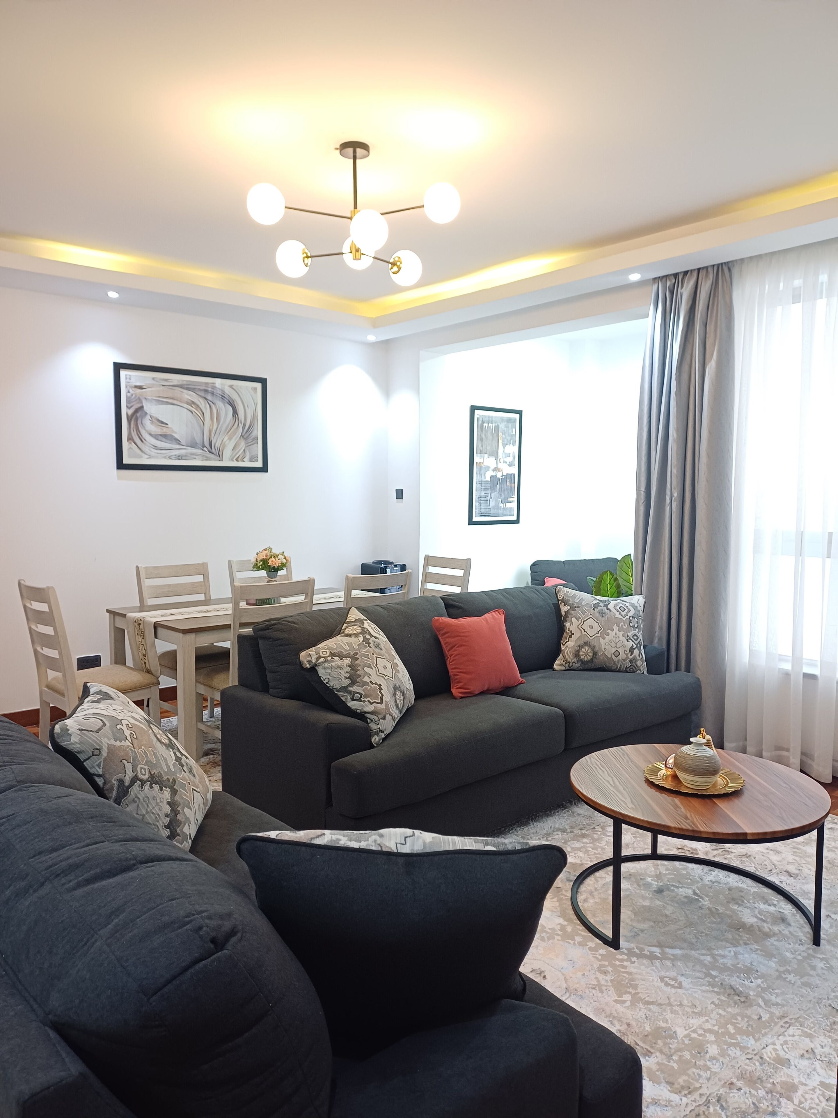 Apartamento Comfort, adaptado para pessoas com dificuldades de mobilidade, casa de banho privativa | Sala de estar