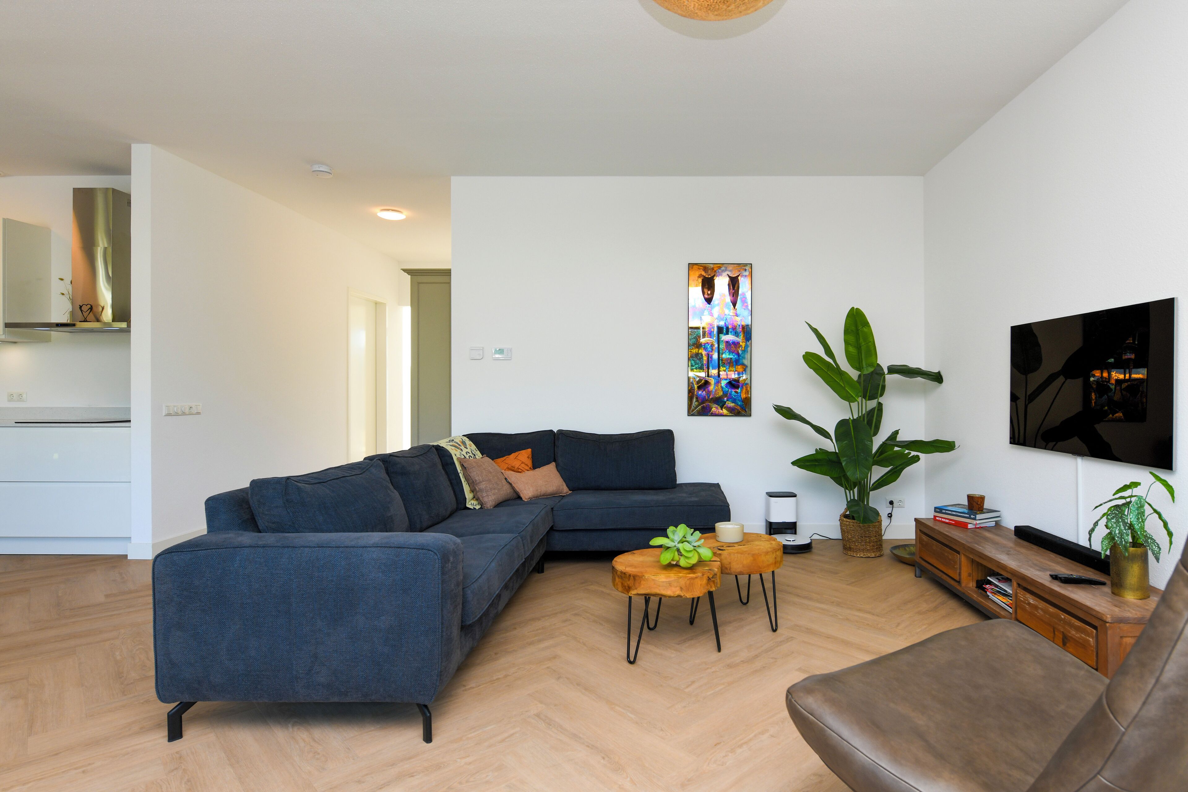 Kindvriendelijke 8-persoons Villa Aan Het Water Met Omheinde Tuin, Privésteiger, Hottub, Suppboards En Een Sfeervolle Tuin Met Kamado Bbq. - Zeewolde