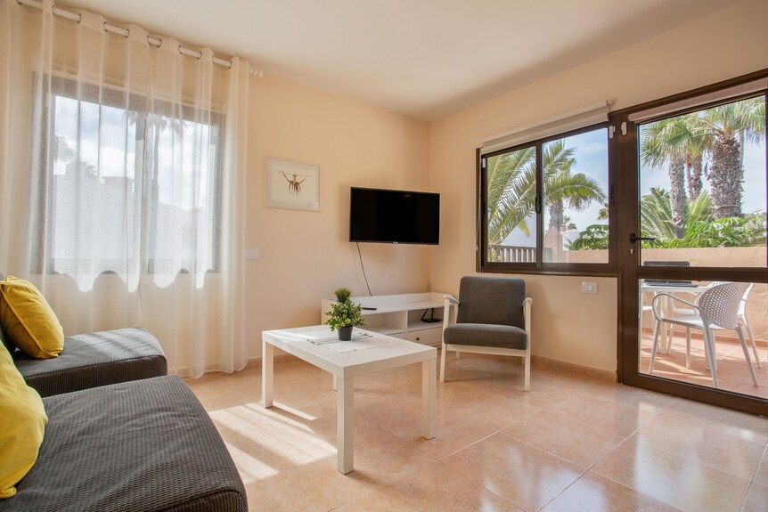 Vacation 'Oasis Duna_ Casa Elena' With Shared Pool, Balcony And Wi-fi - Corralejo