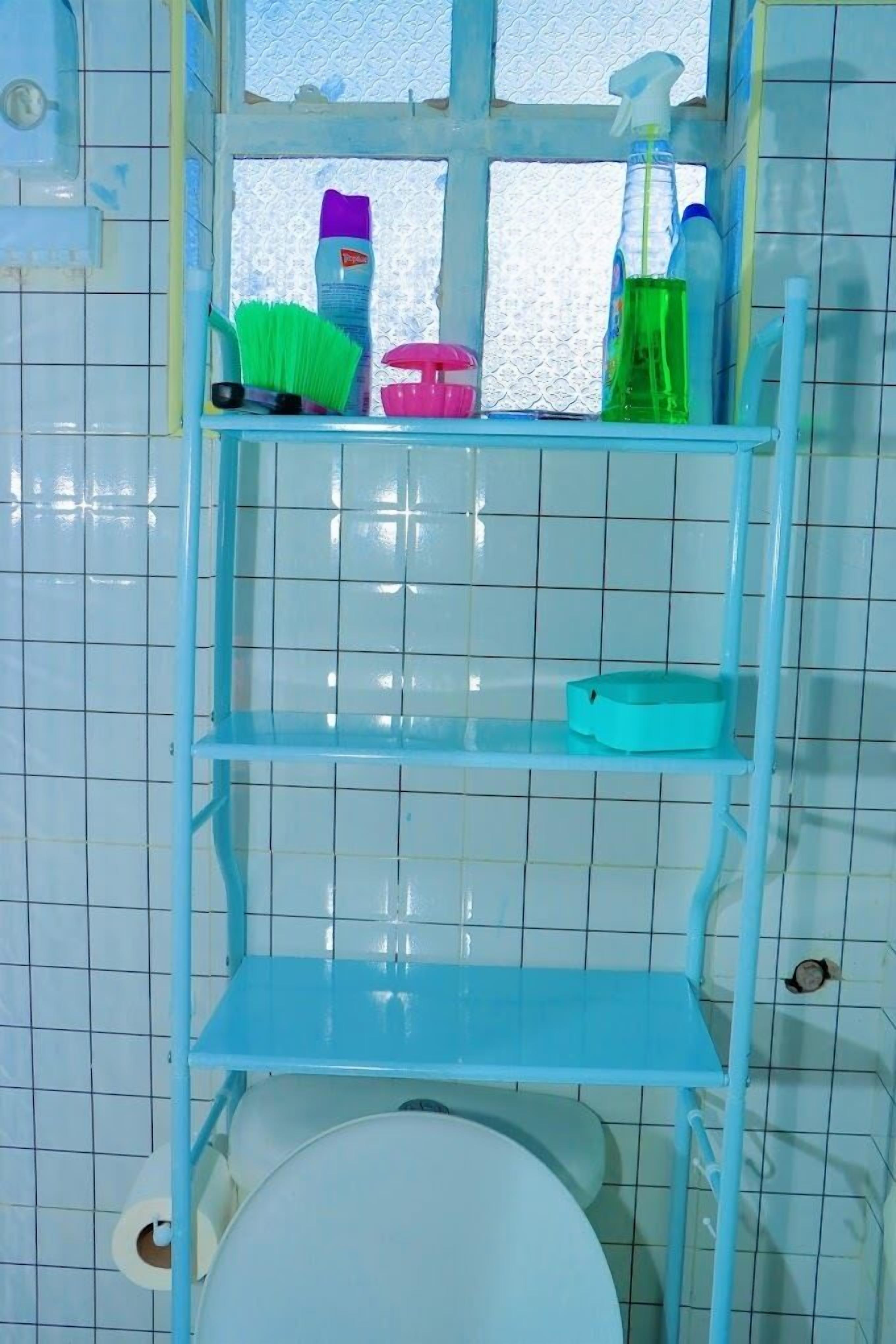 Apartamento Clássico | Cozinha privada | Um frigorífico, um micro-ondas, utensílios de cozinha 