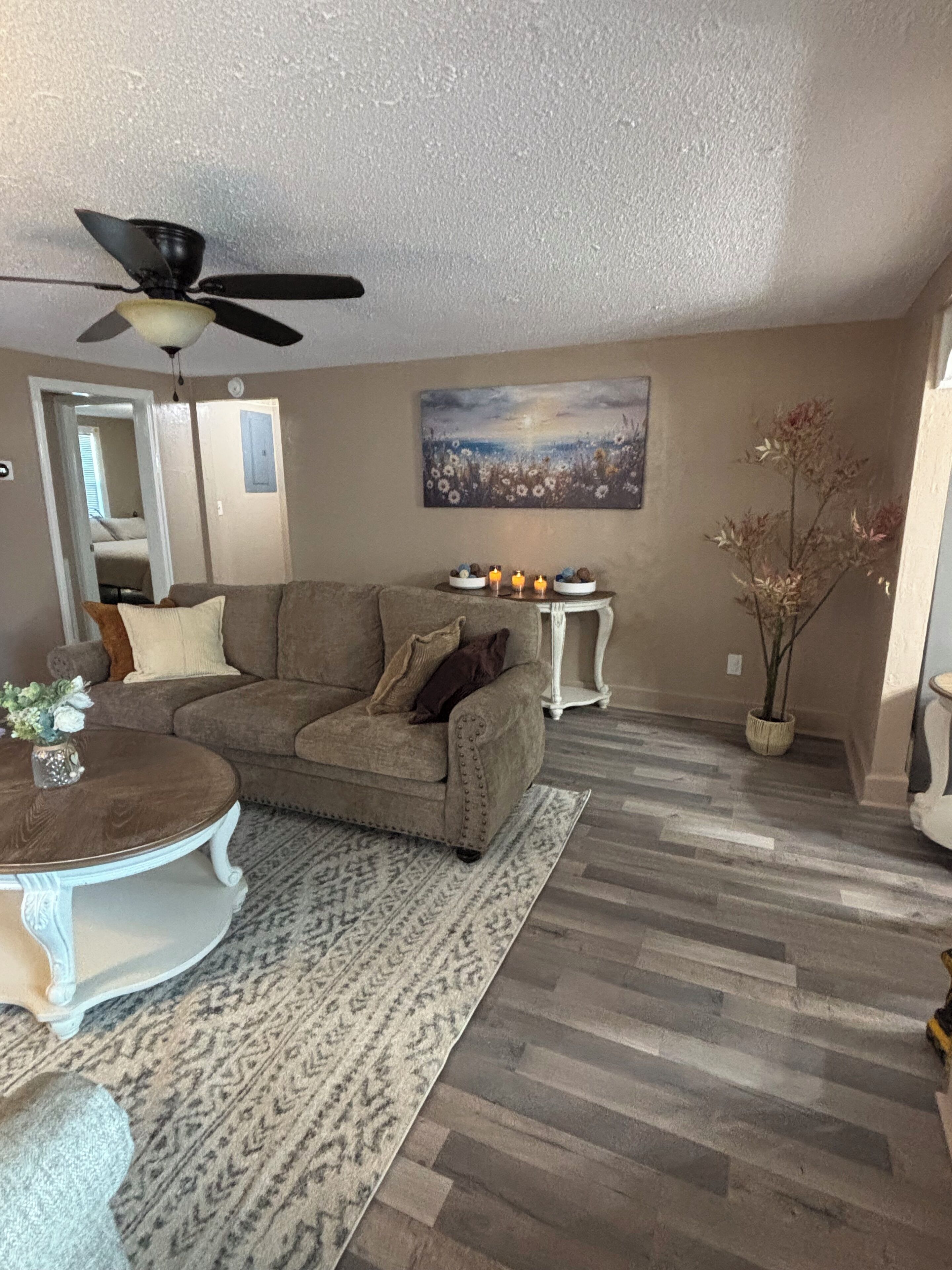 Daisys Place\ncozy Cottage Three Bedroom Located In The Heart Of Jacksonville - Jacksonville, NC