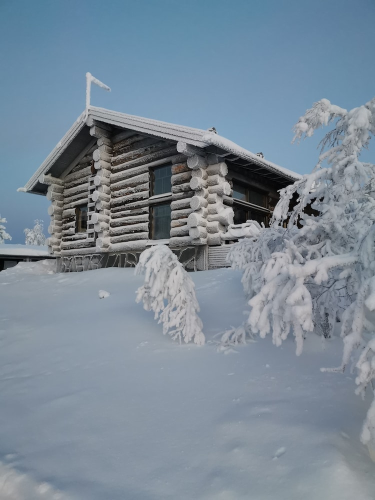 Sielikkö Aurora Log Villas - Saariselkä