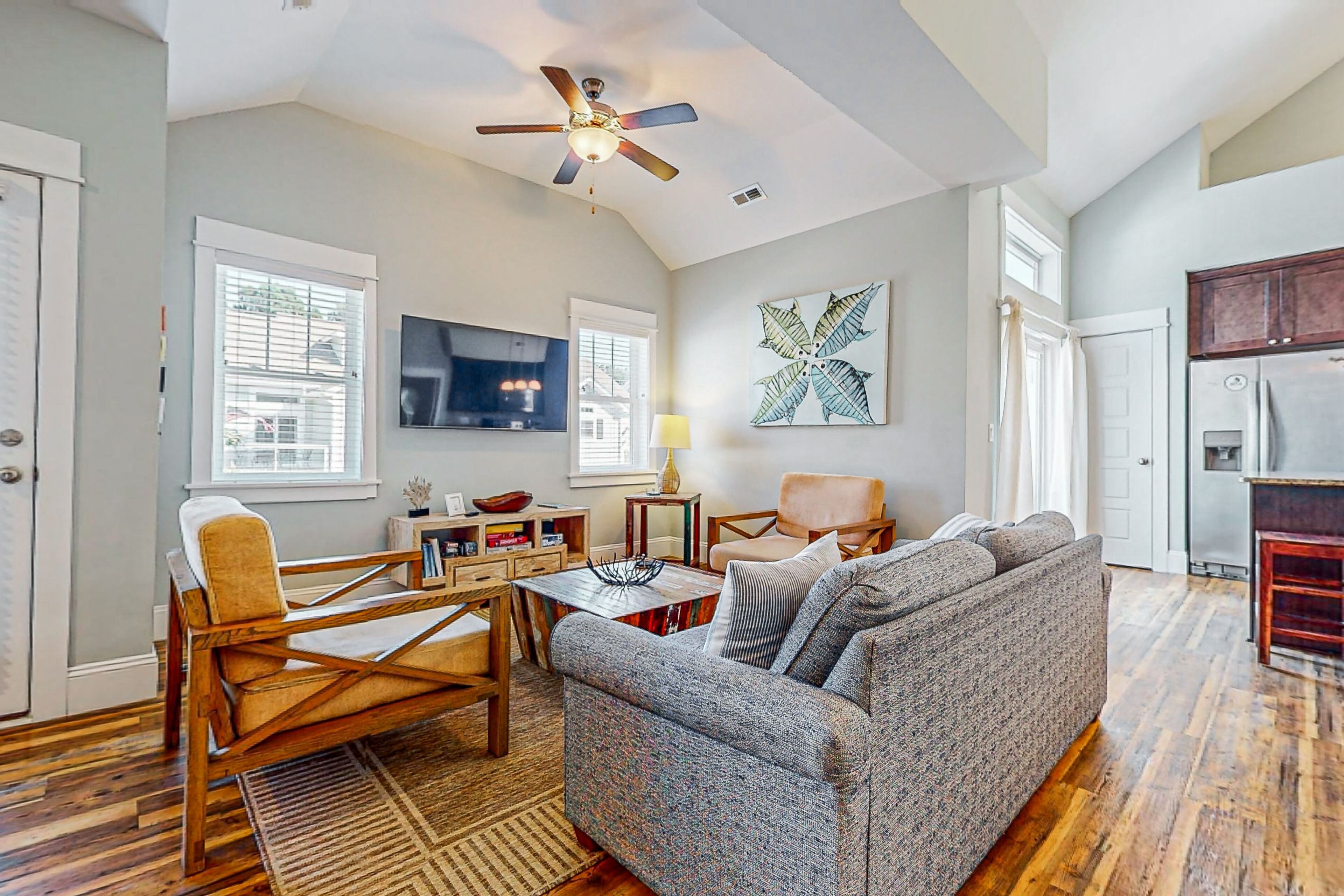 Coastal-modern Townhouse  With Private Hot Tub - Corolla, NC